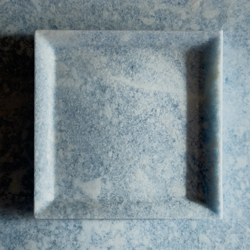 gloria tray - blue crystal marble